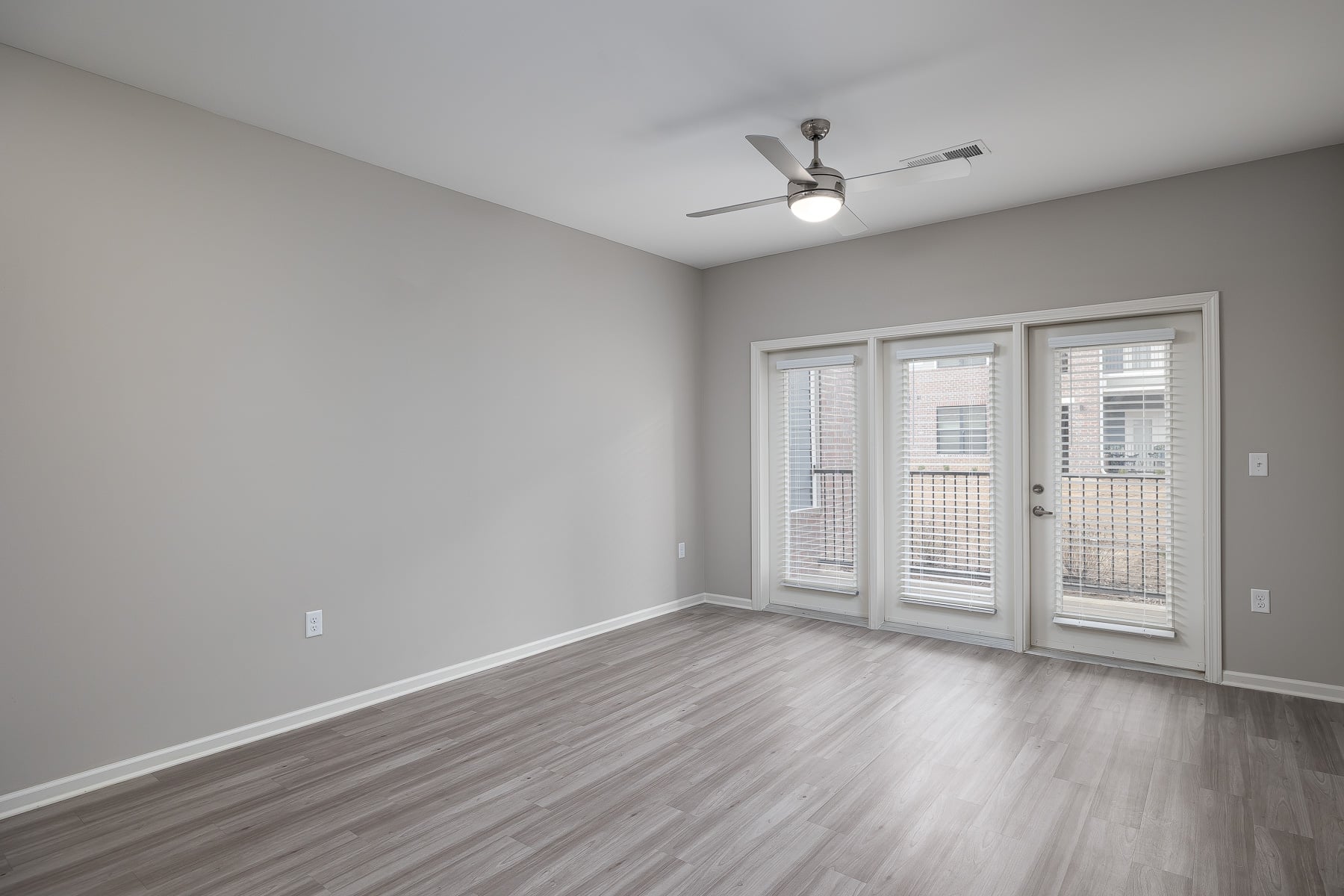 032avoca apartments internet | Newtown Woods